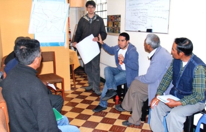 EPAF entrega mapa hídrico al distrito de Huamanquiquia ‹ Equipo Peruano ...